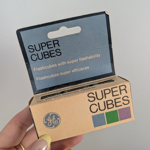 Cameras, Photo & Video | Ge Super Cubes Flashcubes | Poshmark